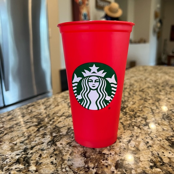 Starbucks | Kitchen | Red Starbucks Reusable Plastic Cup In Grande 6 Oz ...